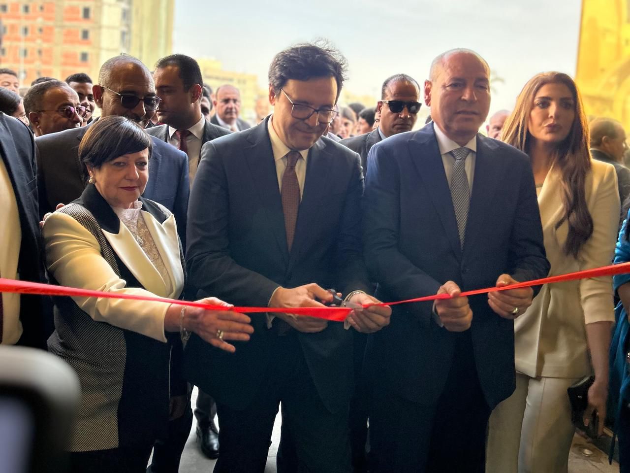 Maxim Charitable Foundation Launches “N El-Sahhar” Library | INVEST-GATE