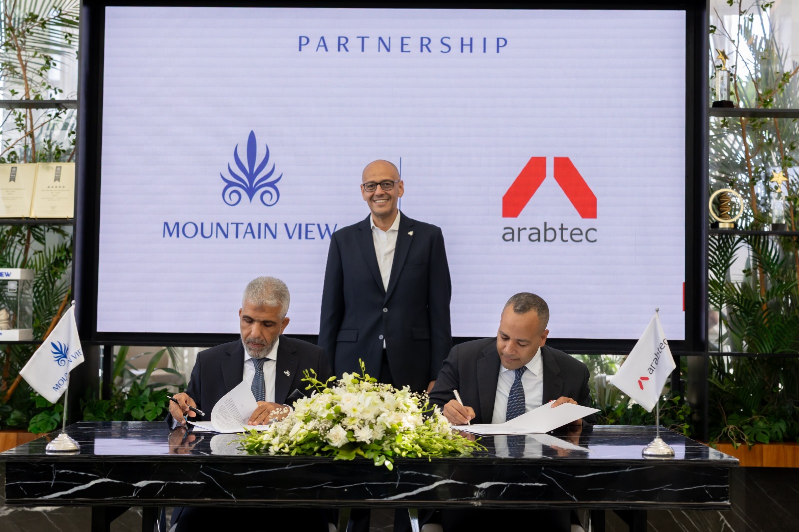 Mountain View Signs Strategic Partnership with Arabtec Contracting Worth EGP 5bn to Accelerate ...
